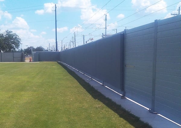 LRT sound wall installed for University of Houston practice field